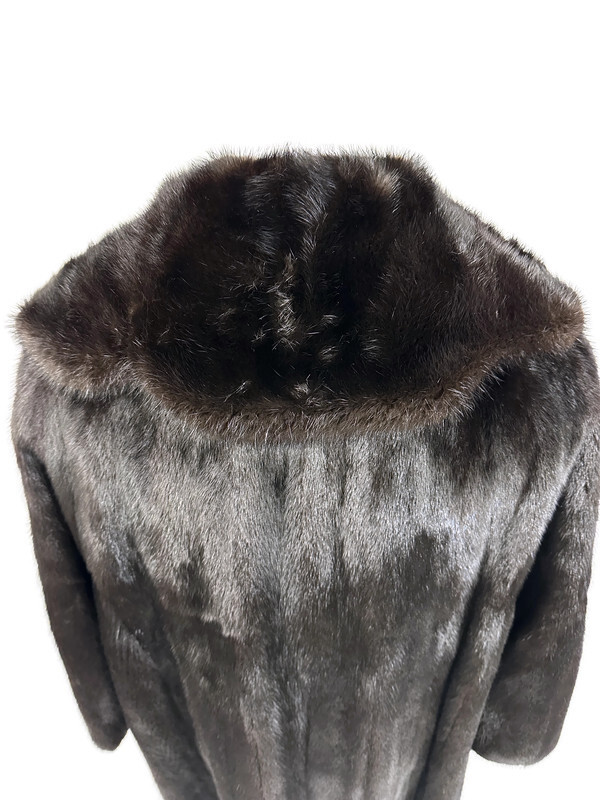 Full Pelt Full Length Dark Brown Mink Fur Coat w/ Scalloped Collar ...