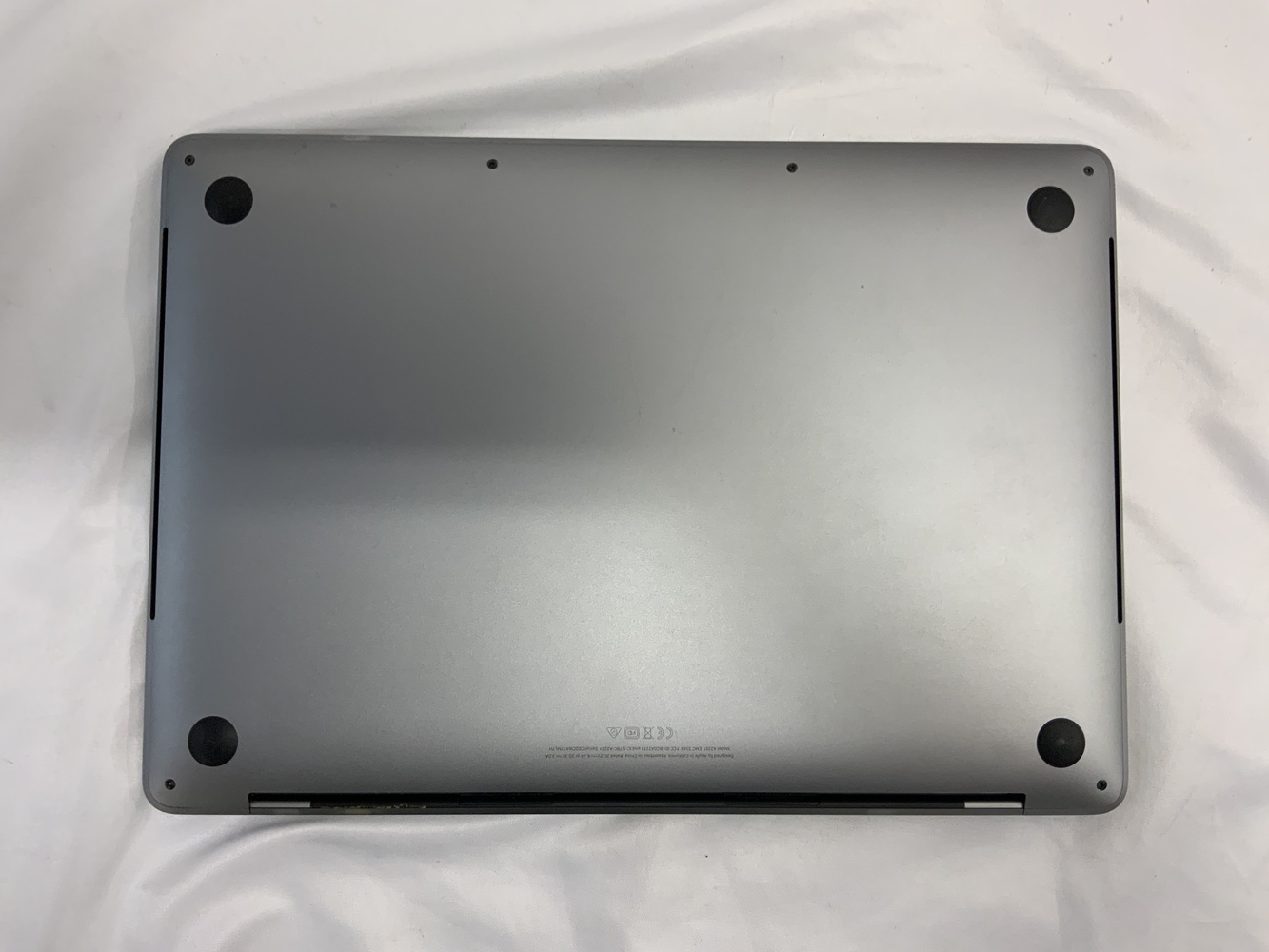 Apple A2251 MacBook Pro, Intel i5, 16Gb, 500gb HD, 13in, 2020, Sonoma ...